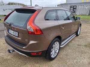 Brūns Volvo XC60 2010 Rīga, ar dzinēja tilpumu 2.40 L un nobraukumu 319 tūkst. km par 8495 €, foto 9 vietnē AUTOMOTO.COM.LV