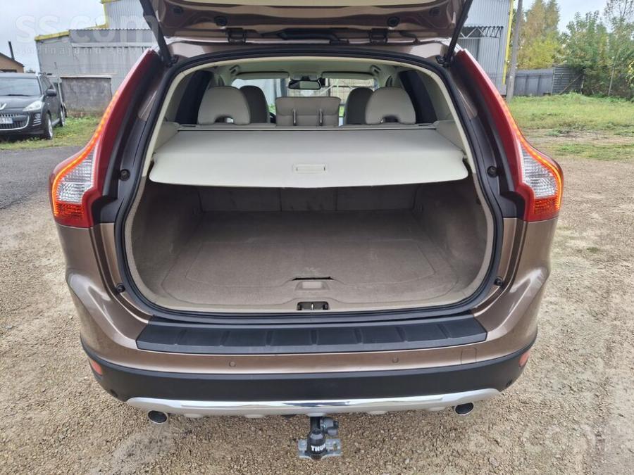 Brūns Volvo XC60 2010 Rīga, ar dzinēja tilpumu 2.40 L un nobraukumu 319 tūkst. km par 8495 €, foto 15 vietnē AUTOMOTO.COM.LV