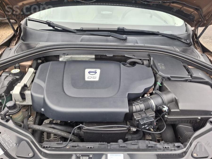 Brūns Volvo XC60 2010 Rīga, ar dzinēja tilpumu 2.40 L un nobraukumu 319 tūkst. km par 8495 €, foto 27 vietnē AUTOMOTO.COM.LV