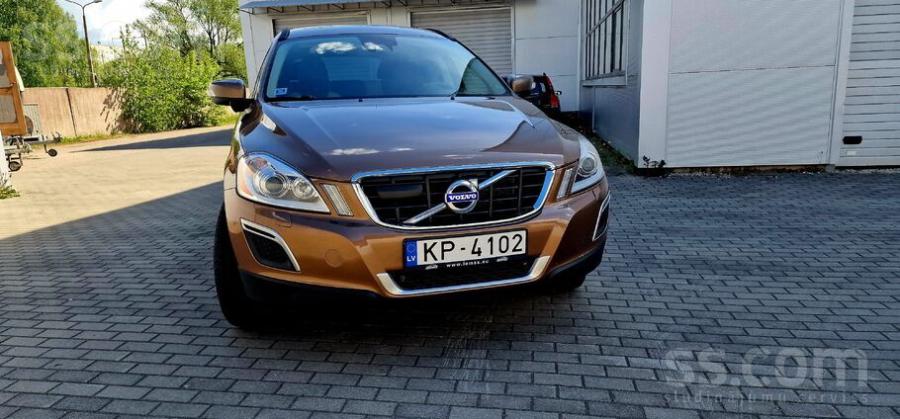 Brown Volvo XC60 2011 in Riga, with an engine capacity of 2.00 L and mileage of 221 thousand km for 10200 €, photo 11 on AUTOMOTO.COM.LV