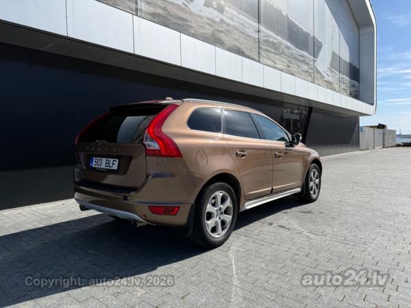 Brūns Volvo XC60 2011 Tallina, ar dzinēja tilpumu 2.40 L un nobraukumu 280 tūkst. km par 9980 €, foto 7 vietnē AUTOMOTO.COM.LV