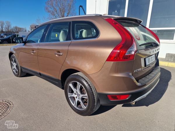 Brūns Volvo XC60 2011 Kretinga, ar dzinēja tilpumu 2.40 L un nobraukumu 324 tūkst. km par 8899 €, foto 7 vietnē AUTOMOTO.COM.LV
