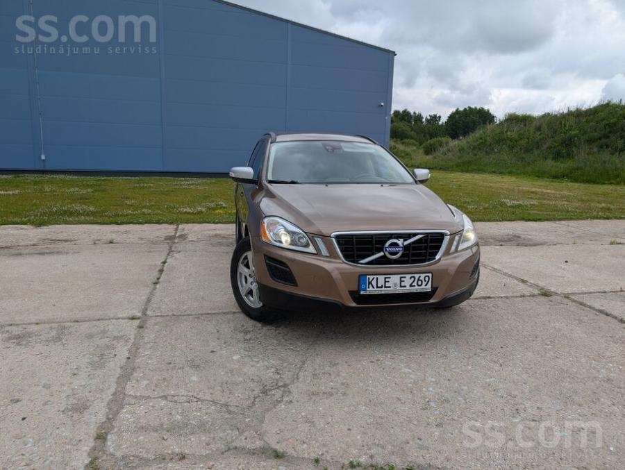 Brūns Volvo XC60 2011 Rīga, ar dzinēja tilpumu 2.40 L un nobraukumu 320 tūkst. km par 7800 €, foto 5 vietnē AUTOMOTO.COM.LV