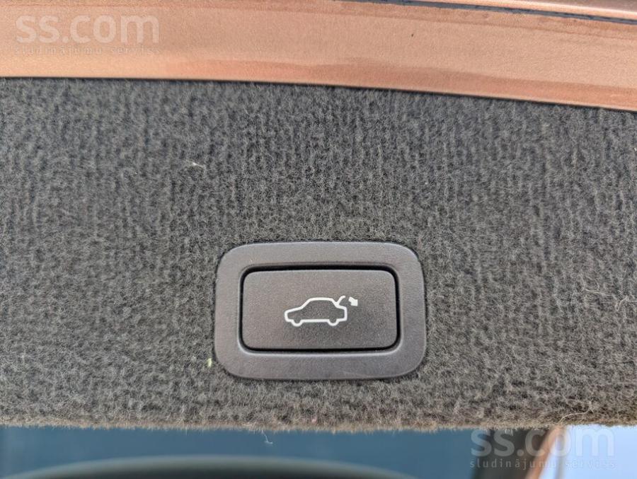 Brūns Volvo XC60 2011 Rīga, ar dzinēja tilpumu 2.40 L un nobraukumu 320 tūkst. km par 7800 €, foto 16 vietnē AUTOMOTO.COM.LV