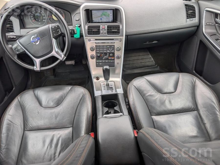 Brūns Volvo XC60 2011 Rīga, ar dzinēja tilpumu 2.40 L un nobraukumu 320 tūkst. km par 7800 €, foto 27 vietnē AUTOMOTO.COM.LV