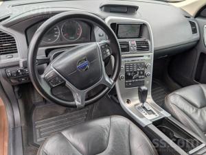 Brūns Volvo XC60 2011 Rīga, ar dzinēja tilpumu 2.40 L un nobraukumu 320 tūkst. km par 7800 €, foto 30 vietnē AUTOMOTO.COM.LV