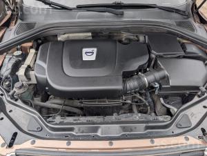 Brūns Volvo XC60 2011 Rīga, ar dzinēja tilpumu 2.40 L un nobraukumu 320 tūkst. km par 7800 €, foto 32 vietnē AUTOMOTO.COM.LV