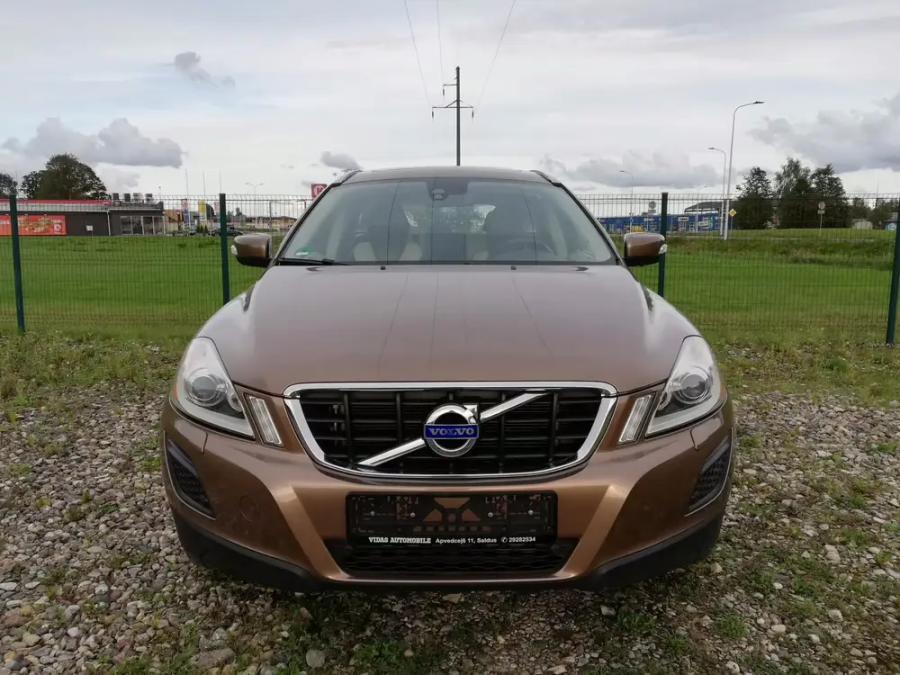 Brūns Volvo XC60 2011 Saldus, ar dzinēja tilpumu 2.40 L un nobraukumu 210 tūkst. km par 9700 €, foto 6 vietnē AUTOMOTO.COM.LV