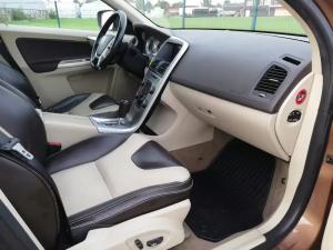 Brūns Volvo XC60 2011 Saldus, ar dzinēja tilpumu 2.40 L un nobraukumu 210 tūkst. km par 9700 €, foto 12 vietnē AUTOMOTO.COM.LV