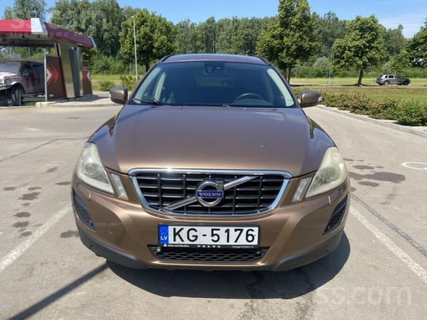 Коричневый Вольво ХС60 2011 в Рига, объемом двигателя 3.00 л и пробегом 266 тыс. км за 7000 €, фото 2 на AUTOMOTO.COM.LV