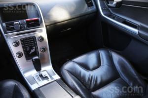 Brūns Volvo XC60 2011 Ogre, ar dzinēja tilpumu 2.00 L un nobraukumu 342 tūkst. km par 6495 €, foto 7 vietnē AUTOMOTO.COM.LV