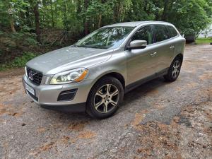 Brown Volvo XC60 2011 in Vilnius, with an engine capacity of 2.40 L and mileage of 276 thousand km for 8400 €, photo 3 on AUTOMOTO.COM.LV