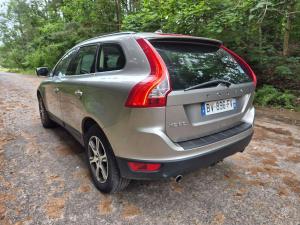 Brown Volvo XC60 2011 in Vilnius, with an engine capacity of 2.40 L and mileage of 276 thousand km for 8400 €, photo 4 on AUTOMOTO.COM.LV