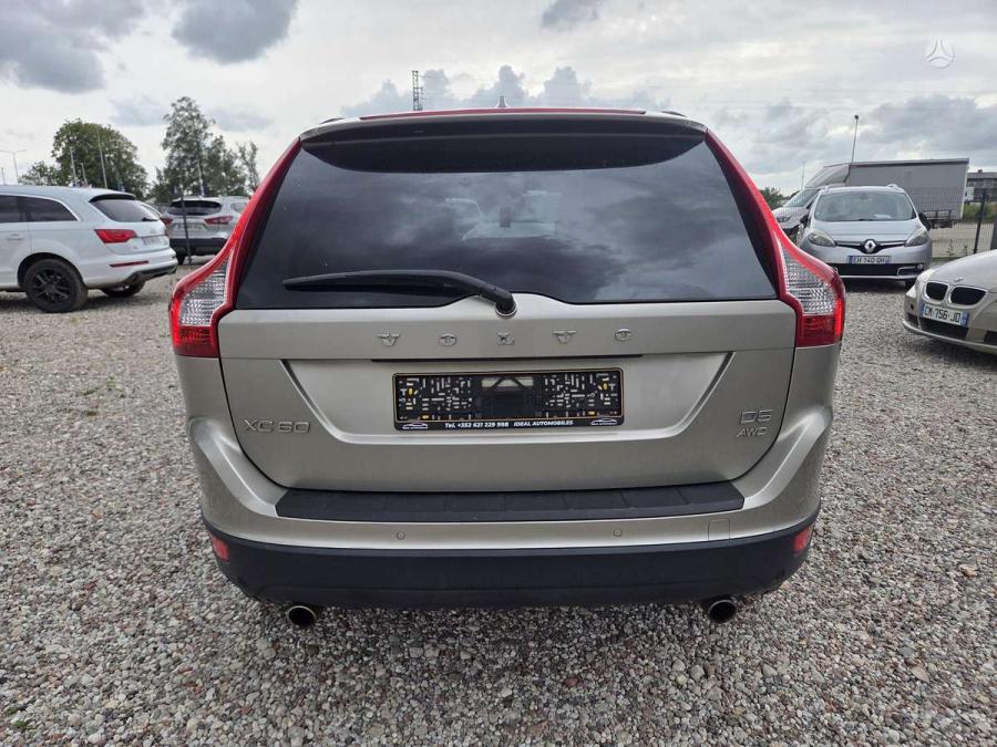 Brown Volvo XC60 2011 in Taurage, with an engine capacity of 2.40 L and mileage of 280 thousand km for 8000 €, photo 5 on AUTOMOTO.COM.LV