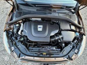 Brūns Volvo XC60 2011 Šauļi, ar dzinēja tilpumu 2.40 L un nobraukumu 267 tūkst. km par 11999 €, foto 40 vietnē AUTOMOTO.COM.LV