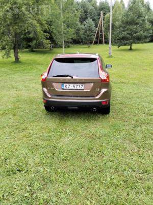 Brown Volvo XC60 2011 in Jekabpils, with an engine capacity of 2.40 L and mileage of 295 thousand km for 9800 €, photo  on AUTOMOTO.COM.LV