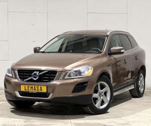 Brown Volvo XC60 2011 in Klaipeda, with an engine capacity of 2.40 L and mileage of 233 thousand km for 6999 €, photo  on AUTOMOTO.COM.LV
