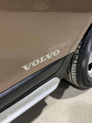 Brūns Volvo XC60 2011 Klaipėda, ar dzinēja tilpumu 2.40 L un nobraukumu 233 tūkst. km par 6999 €, foto 5 vietnē AUTOMOTO.COM.LV
