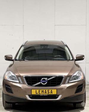 Brūns Volvo XC60 2011 Klaipėda, ar dzinēja tilpumu 2.40 L un nobraukumu 233 tūkst. km par 6999 €, foto 10 vietnē AUTOMOTO.COM.LV