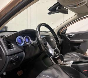 Brūns Volvo XC60 2011 Klaipėda, ar dzinēja tilpumu 2.40 L un nobraukumu 233 tūkst. km par 6999 €, foto 11 vietnē AUTOMOTO.COM.LV