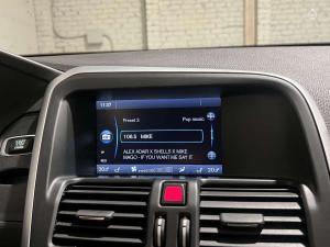Brūns Volvo XC60 2011 Klaipėda, ar dzinēja tilpumu 2.40 L un nobraukumu 233 tūkst. km par 6999 €, foto 18 vietnē AUTOMOTO.COM.LV