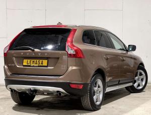 Brūns Volvo XC60 2011 Klaipėda, ar dzinēja tilpumu 2.40 L un nobraukumu 233 tūkst. km par 6999 €, foto 24 vietnē AUTOMOTO.COM.LV