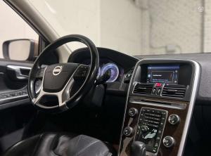 Brūns Volvo XC60 2011 Klaipėda, ar dzinēja tilpumu 2.40 L un nobraukumu 233 tūkst. km par 6999 €, foto 29 vietnē AUTOMOTO.COM.LV