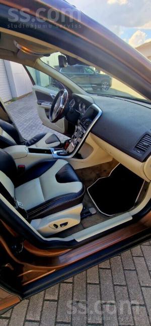 Brūns Volvo XC60 2011 Rīga, ar dzinēja tilpumu 2.00 L un nobraukumu 221 tūkst. km par 10200 €, foto 20 vietnē AUTOMOTO.COM.LV