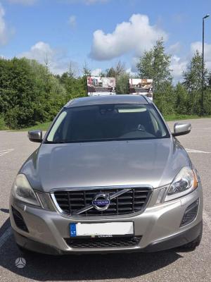 Brown Volvo XC60 2011 in Vilnius, with an engine capacity of 2.40 L and mileage of 290 thousand km for 7500 €, photo 4 on AUTOMOTO.COM.LV
