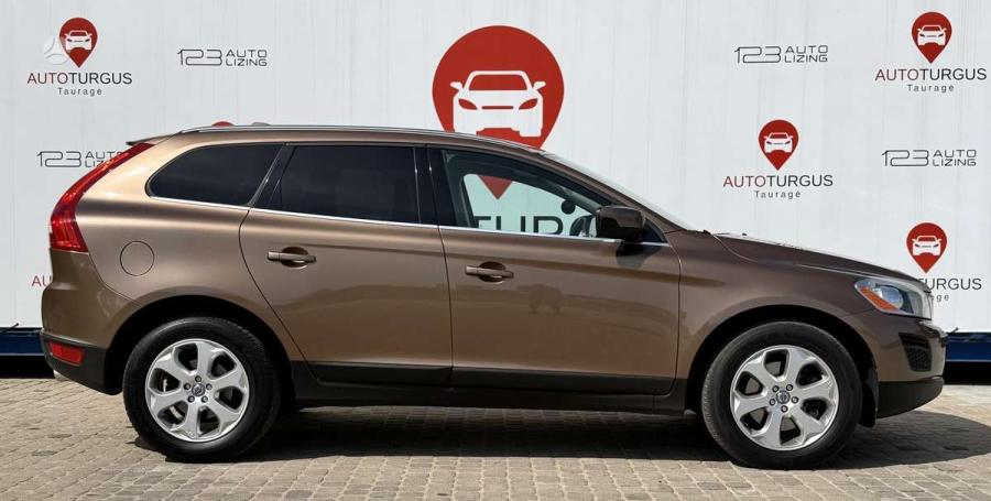 Brūns Volvo XC60 2011 Tauragė, ar dzinēja tilpumu 2.40 L un nobraukumu 276 tūkst. km par 7800 €, foto 12 vietnē AUTOMOTO.COM.LV