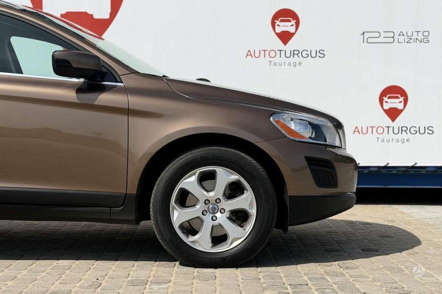 Brūns Volvo XC60 2011 Tauragė, ar dzinēja tilpumu 2.40 L un nobraukumu 276 tūkst. km par 7800 €, foto 14 vietnē AUTOMOTO.COM.LV