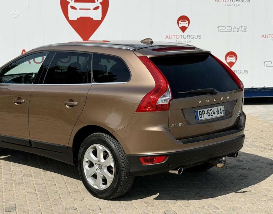 Brūns Volvo XC60 2011 Tauragė, ar dzinēja tilpumu 2.40 L un nobraukumu 276 tūkst. km par 7800 €, foto 19 vietnē AUTOMOTO.COM.LV