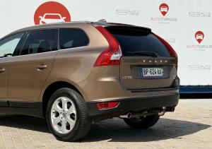 Brūns Volvo XC60 2011 Tauragė, ar dzinēja tilpumu 2.40 L un nobraukumu 276 tūkst. km par 7800 €, foto 27 vietnē AUTOMOTO.COM.LV