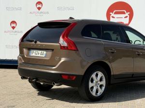 Brūns Volvo XC60 2011 Tauragė, ar dzinēja tilpumu 2.40 L un nobraukumu 276 tūkst. km par 7800 €, foto 29 vietnē AUTOMOTO.COM.LV