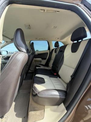 Brūns Volvo XC60 2011 Tauragė, ar dzinēja tilpumu 2.40 L un nobraukumu 276 tūkst. km par 7800 €, foto 37 vietnē AUTOMOTO.COM.LV