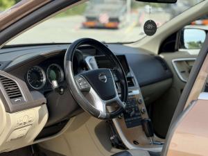 Brūns Volvo XC60 2011 Tauragė, ar dzinēja tilpumu 2.40 L un nobraukumu 276 tūkst. km par 7800 €, foto 44 vietnē AUTOMOTO.COM.LV