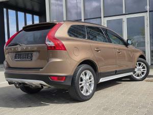 Brūns Volvo XC60 2011 Viļņa, ar dzinēja tilpumu 2.40 L un nobraukumu 281 tūkst. km par 9650 €, foto 8 vietnē AUTOMOTO.COM.LV