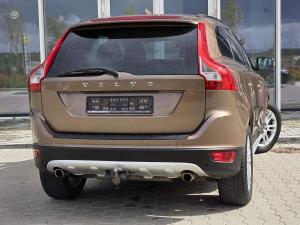 Brūns Volvo XC60 2011 Viļņa, ar dzinēja tilpumu 2.40 L un nobraukumu 281 tūkst. km par 9650 €, foto 9 vietnē AUTOMOTO.COM.LV