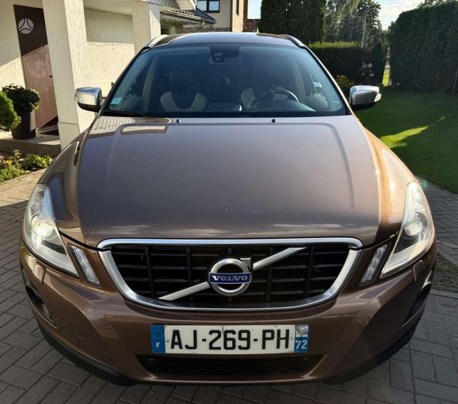 Brūns Volvo XC60 2011 Kauņa, ar dzinēja tilpumu 2.40 L un nobraukumu 300 tūkst. km par 8450 €, foto 10 vietnē AUTOMOTO.COM.LV