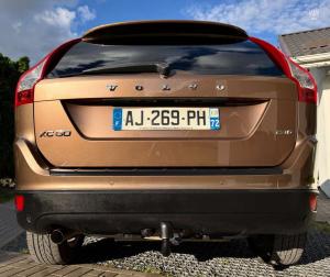Brūns Volvo XC60 2011 Kauņa, ar dzinēja tilpumu 2.40 L un nobraukumu 300 tūkst. km par 8450 €, foto 17 vietnē AUTOMOTO.COM.LV