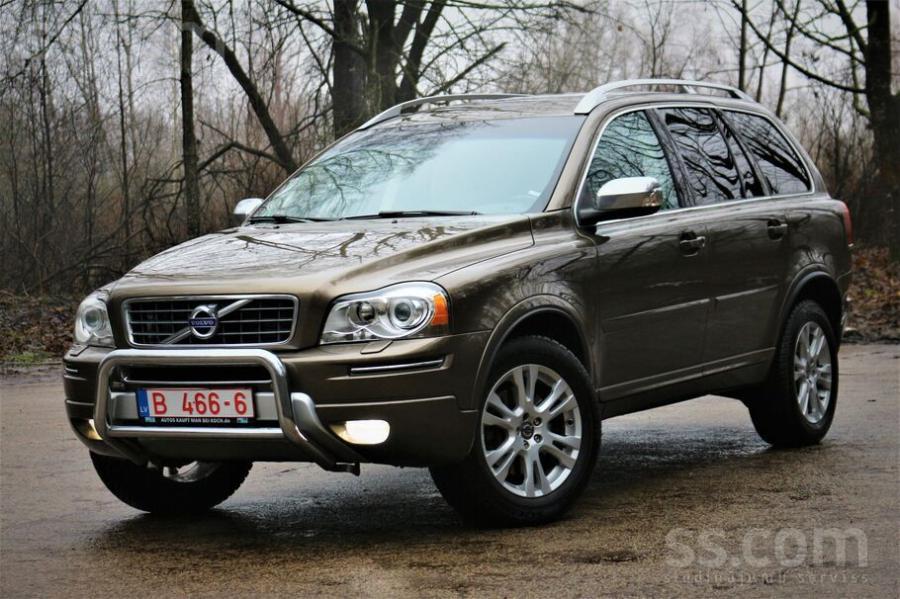 Brown Volvo XC60 2012 in Riga, with an engine capacity of 2.40 L and mileage of 270 thousand km for 13200 €, photo 2 on AUTOMOTO.COM.LV