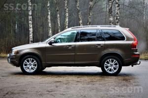 Brown Volvo XC60 2012 in Riga, with an engine capacity of 2.40 L and mileage of 270 thousand km for 13200 €, photo 3 on AUTOMOTO.COM.LV