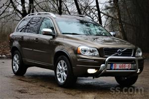 Brown Volvo XC60 2012 in Riga, with an engine capacity of 2.40 L and mileage of 270 thousand km for 13200 €, photo 5 on AUTOMOTO.COM.LV