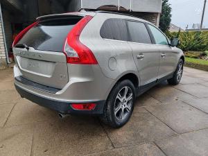 Brūns Volvo XC60 2012 Klaipėda, ar dzinēja tilpumu 2.95 L un nobraukumu 147 tūkst. km par 8999 €, foto 4 vietnē AUTOMOTO.COM.LV