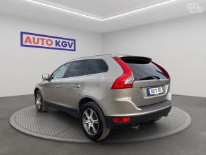 Brūns Volvo XC60 2012 Viļņa, ar dzinēja tilpumu 2.40 L un nobraukumu 318 tūkst. km par 9999 €, foto 3 vietnē AUTOMOTO.COM.LV