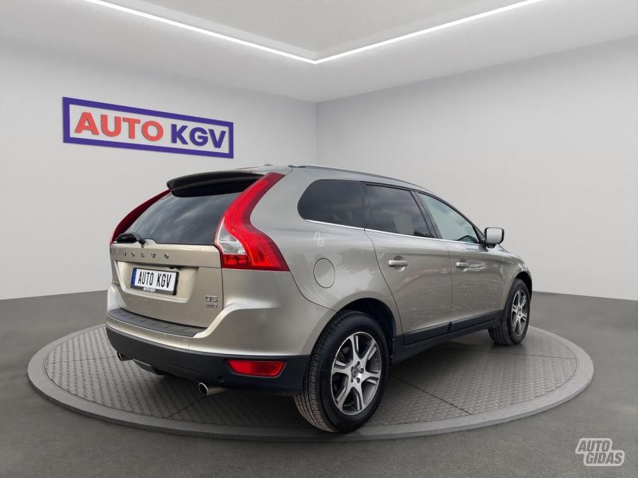 Brūns Volvo XC60 2012 Viļņa, ar dzinēja tilpumu 2.40 L un nobraukumu 318 tūkst. km par 9999 €, foto 4 vietnē AUTOMOTO.COM.LV