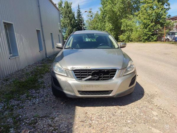 Brūns Volvo XC60 2012 Ukmergė, ar dzinēja tilpumu 2.40 L un nobraukumu 249 tūkst. km par 5300 €, foto 1 vietnē AUTOMOTO.COM.LV