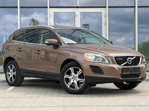 Brown Volvo XC60 2012 in Vilnius, with an engine capacity of 2.40 L and mileage of 308 thousand km for 10980 €, photo  on AUTOMOTO.COM.LV