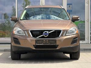 Brown Volvo XC60 2012 in Vilnius, with an engine capacity of 2.40 L and mileage of 308 thousand km for 10980 €, photo 3 on AUTOMOTO.COM.LV