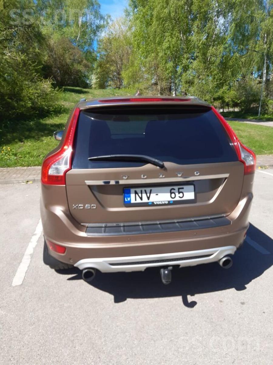 Brūns Volvo XC60 2012 Rīga, ar dzinēja tilpumu 2.40 L un nobraukumu 321 tūkst. km par 8500 €, foto 5 vietnē AUTOMOTO.COM.LV